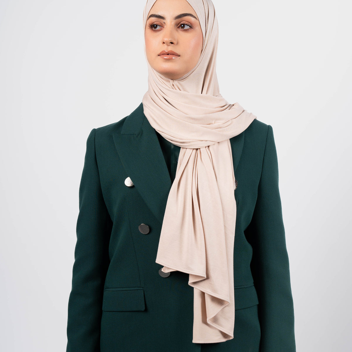 CHÂLE EN JERSEY UNI – RAZANA