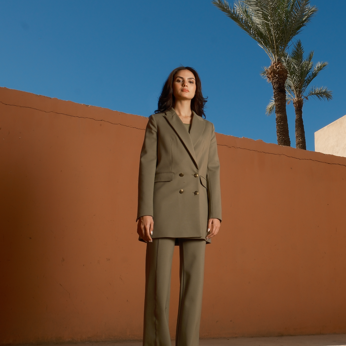 VESTE BLAZER À DOUBLE BOUTONNAGE – RAZANA